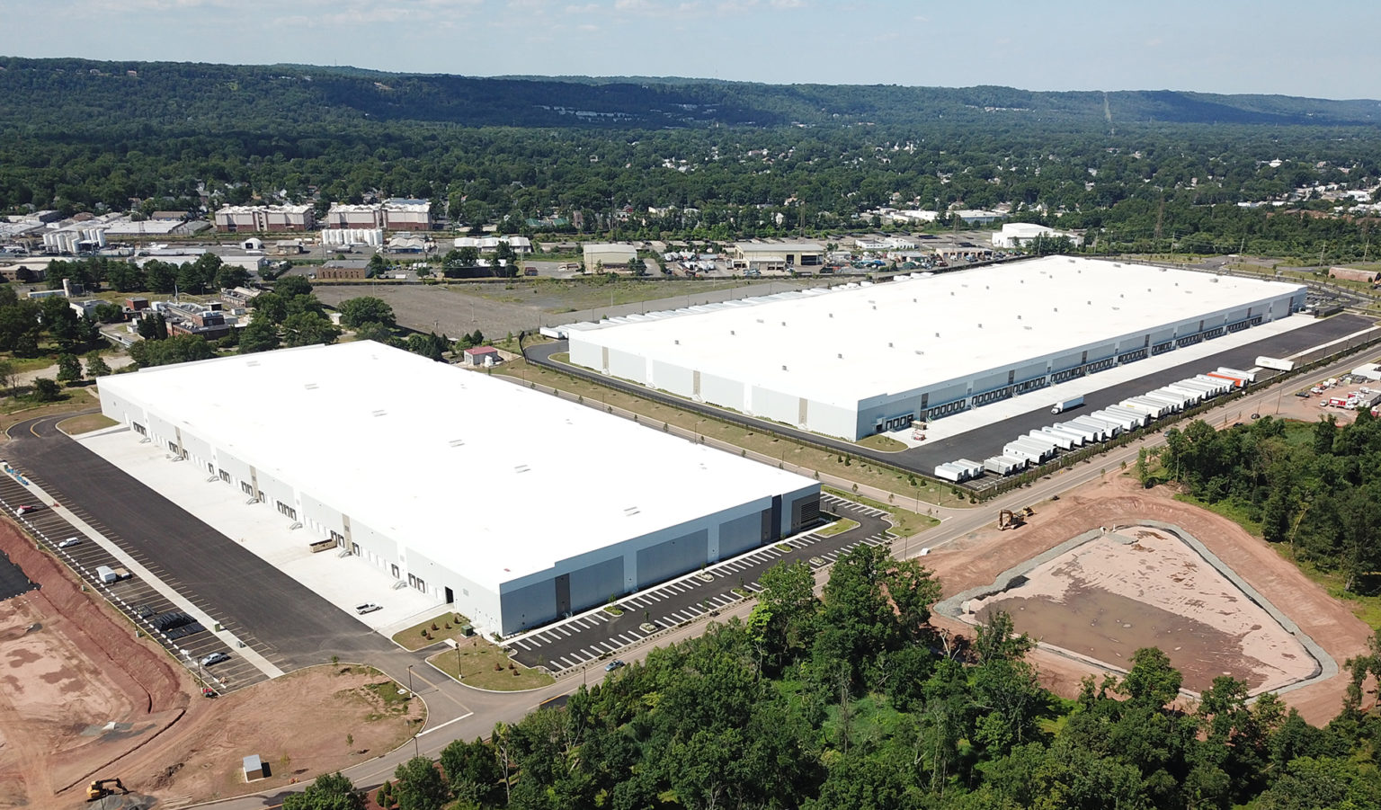 Fujitsu General America Leases 155,000 SF at Rockefeller Group ...